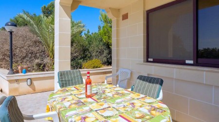 holiday-malta.com: Villas, Apartments, Farmhouses & Activities ...